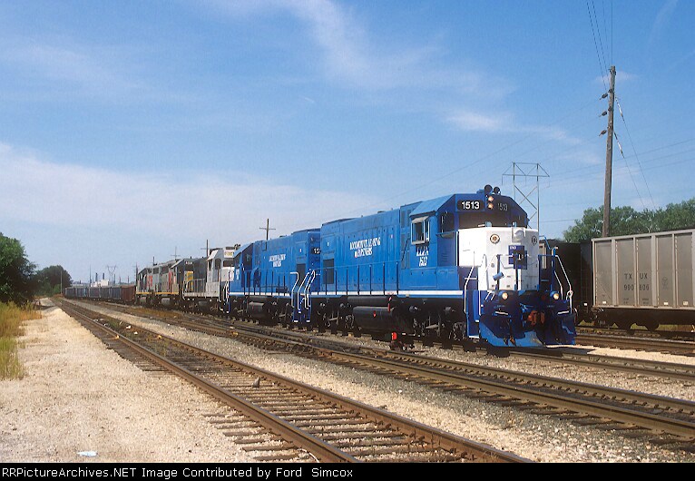 LLPX 1513 @ Knoche Yard 2005